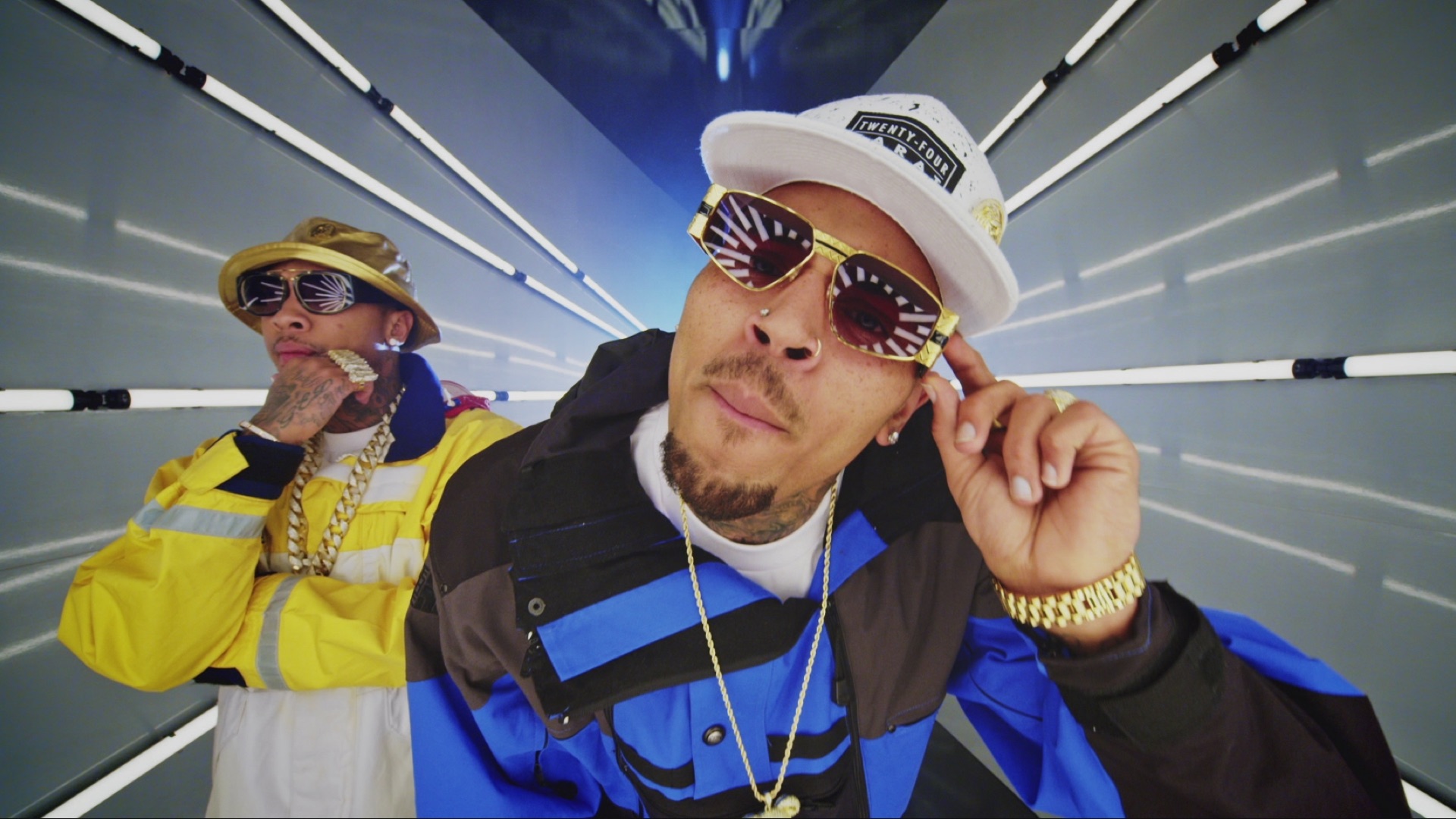 Ayo (Ricky Ross Remix) - Chris Brown Testo della canzone