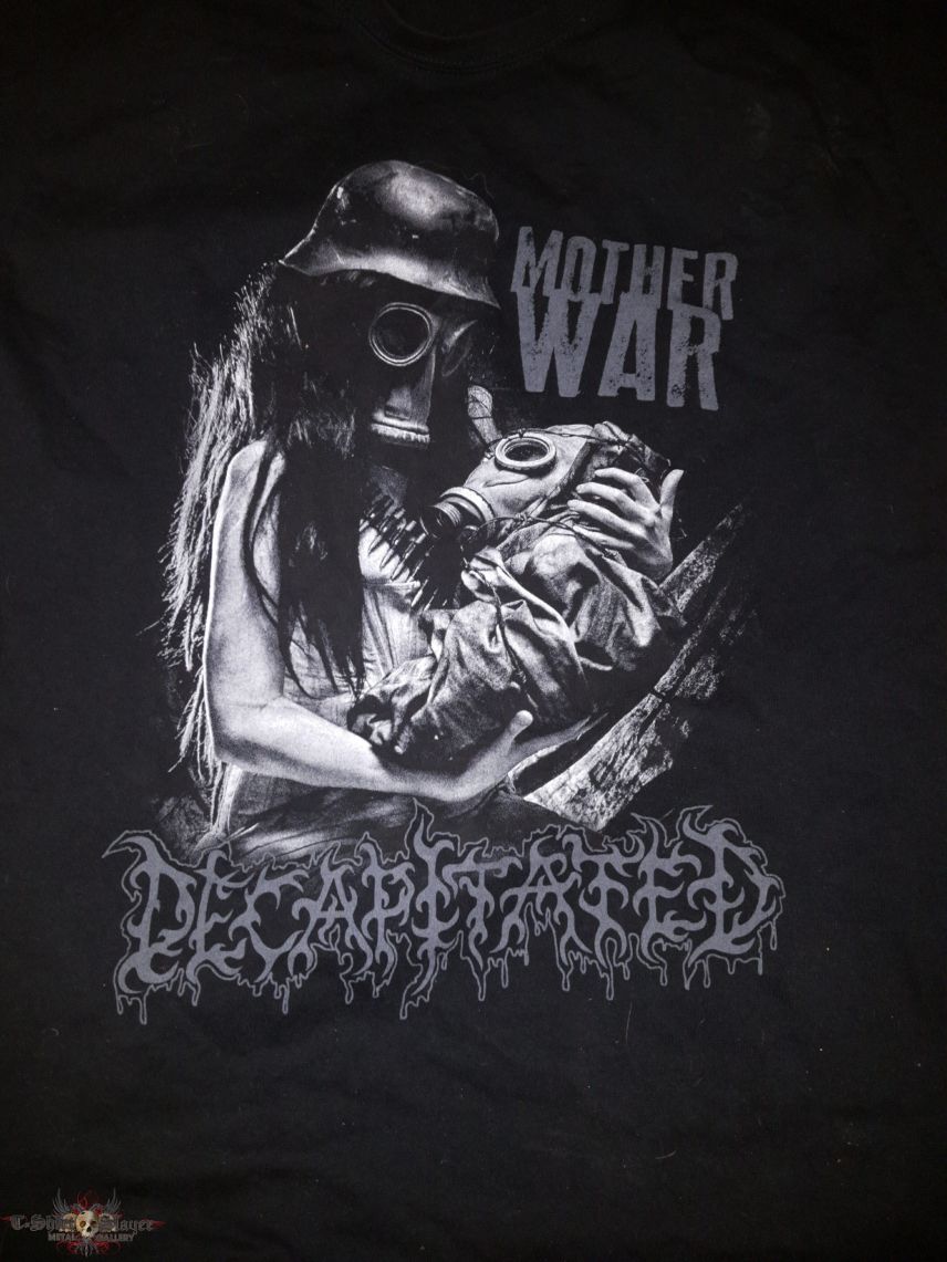 Mother War - Decapitated Testo della canzone