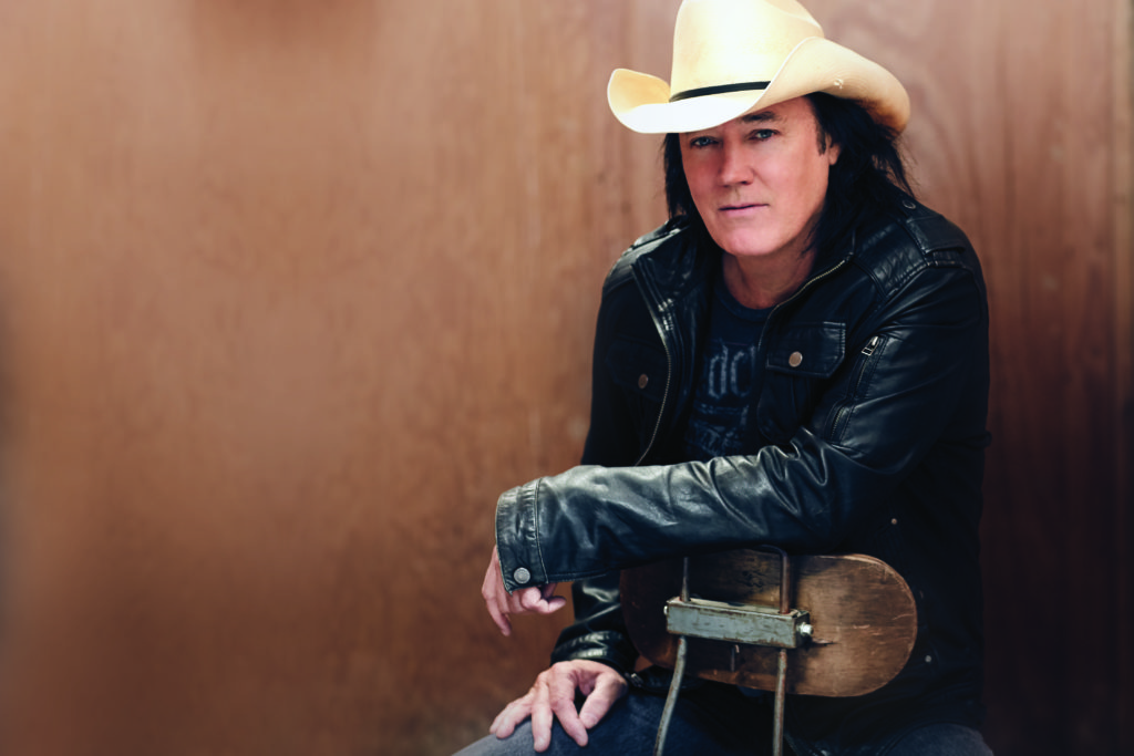 Own Little World - David Lee Murphy Testo della canzone