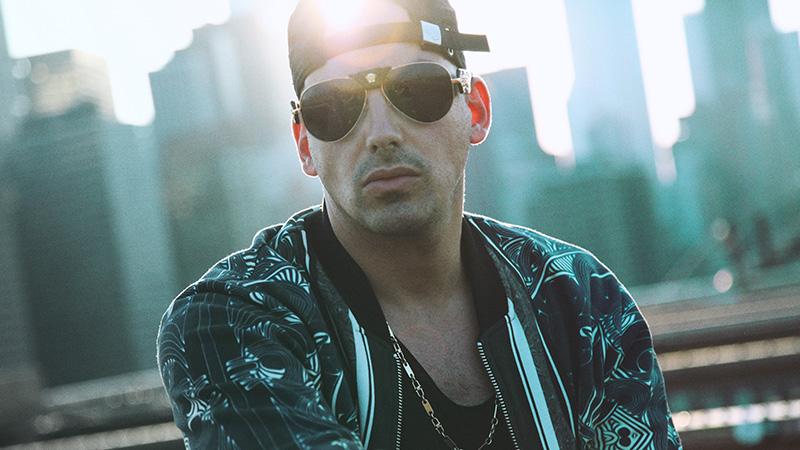 Rapper - RAF Camora Testo della canzone